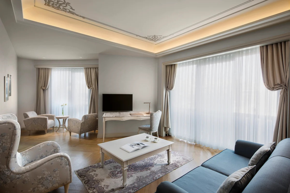 Family Suite (Land View) – Lazzoni Hotel
